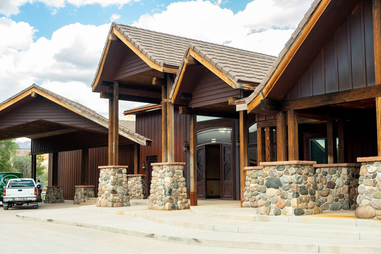 Zion Red Rock Oasis Wedding: Jessica and Drew (near Zion National Park ...